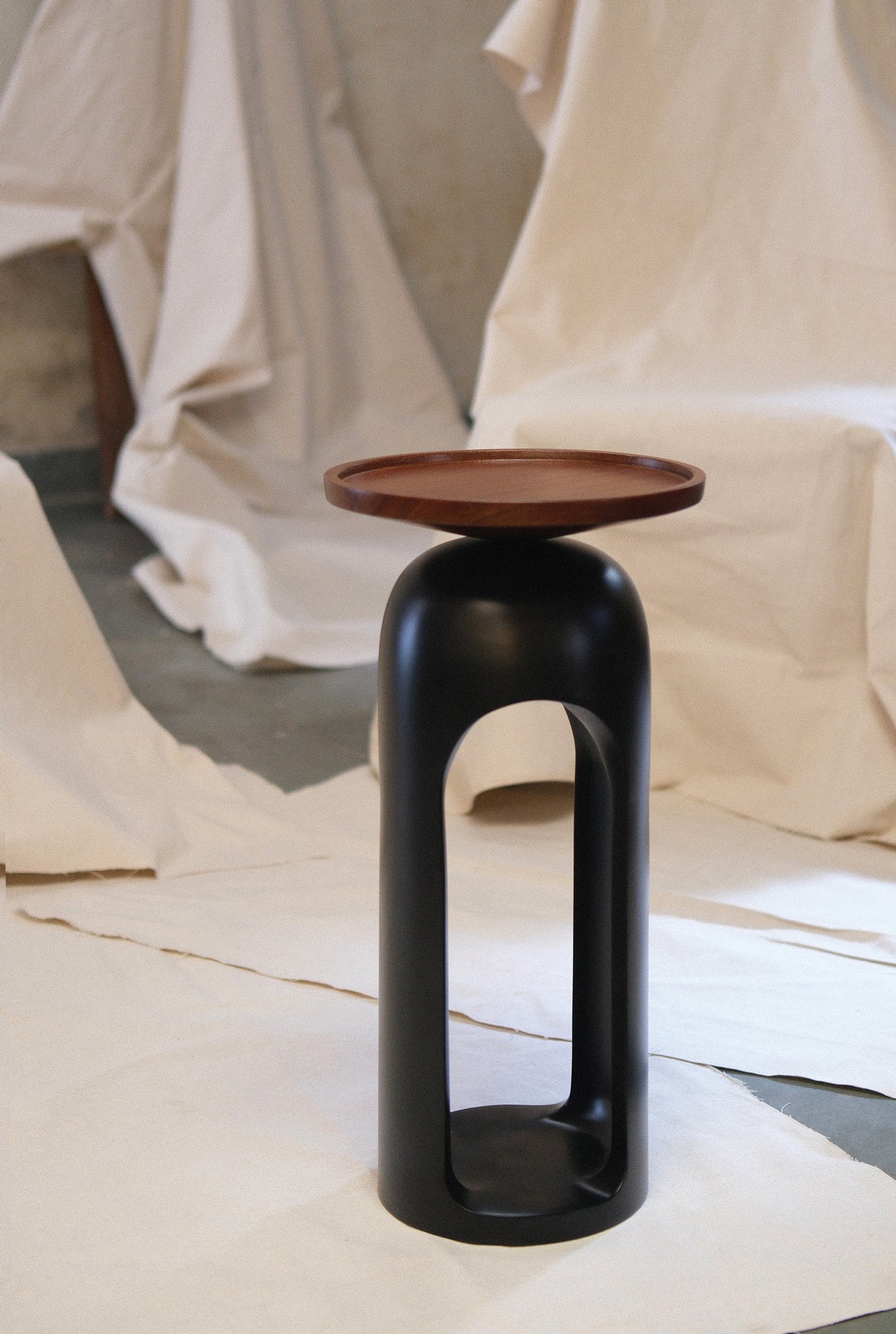 Vanta Side Table – JODI