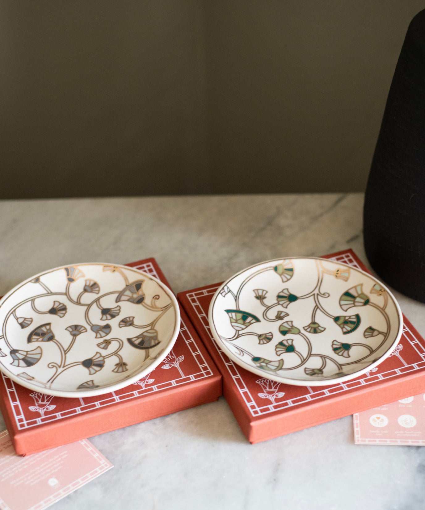 The Green Egyptian Lotus Plate – JODI