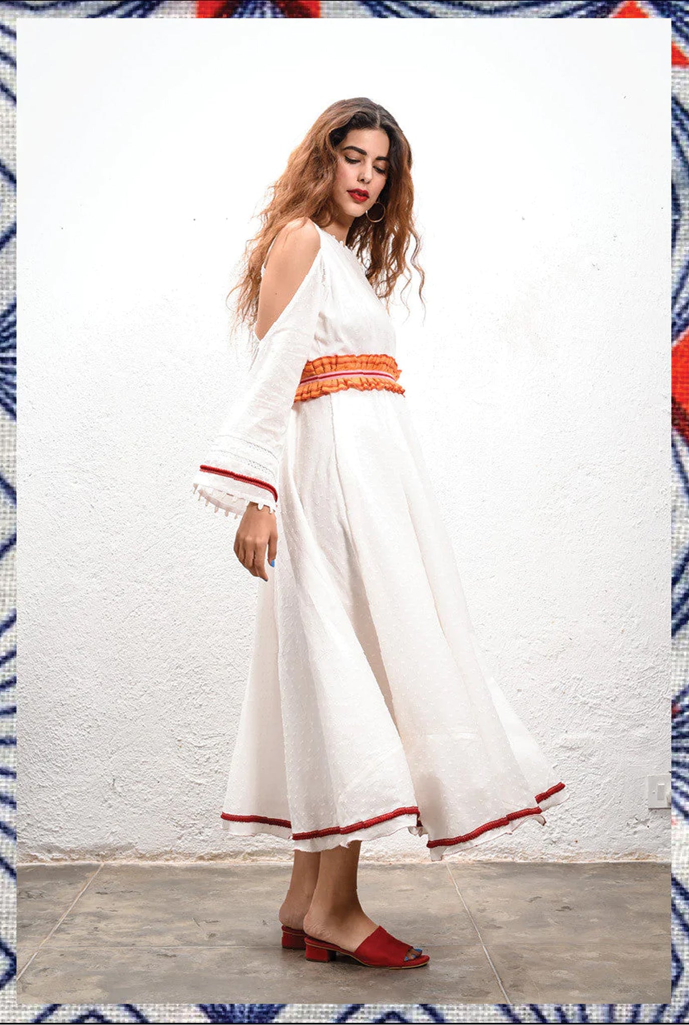 IVORY CUT OUT DRESS | Relove – JODI